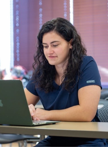 Bachelor of Science in Nursing (Hybrid/Online) - South College